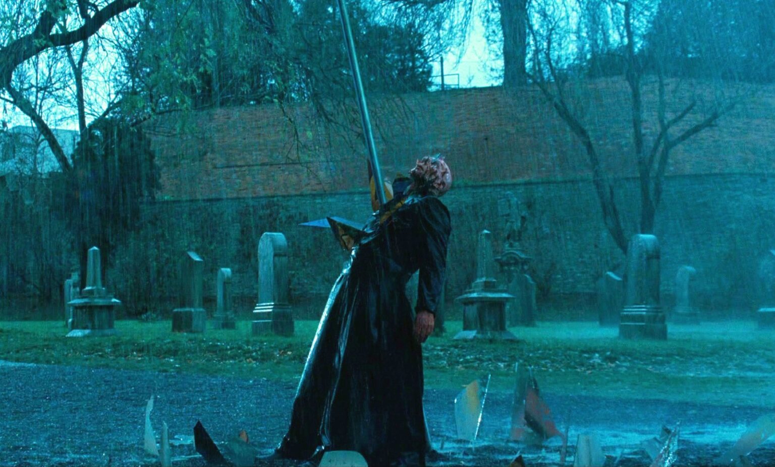 The Omen (2006) Review - Cinematic Diversions