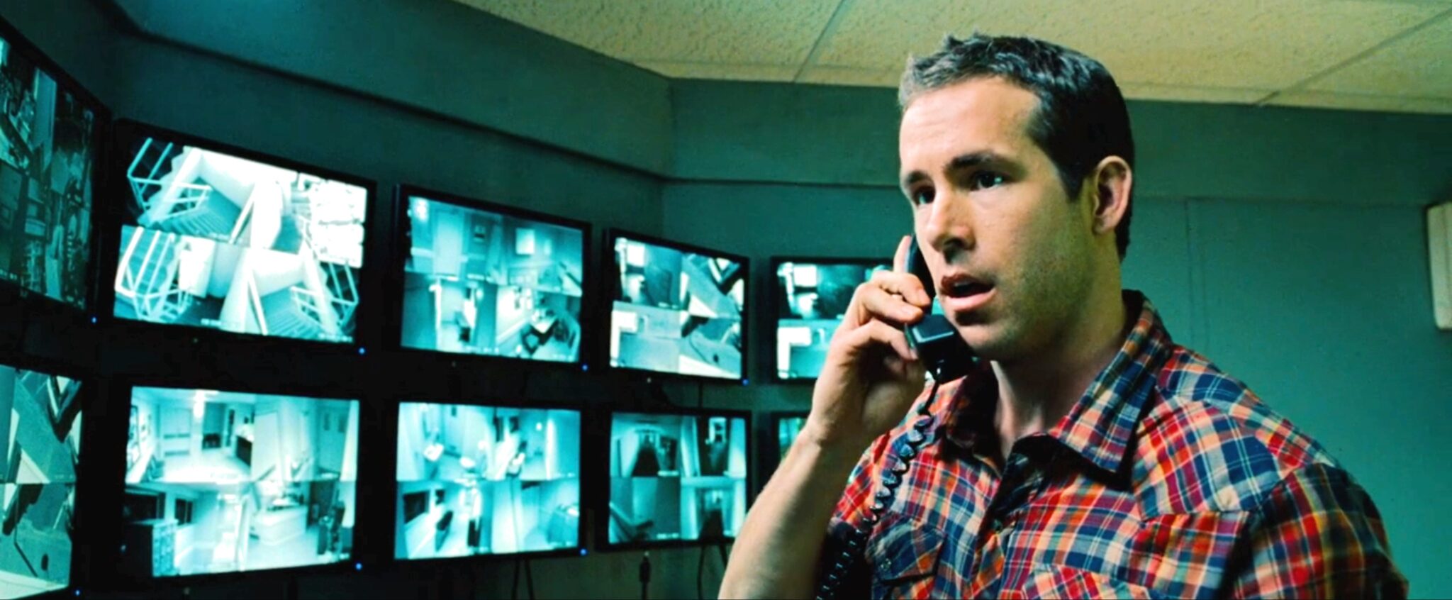 Safe House (2012) Review - Cinematic Diversions