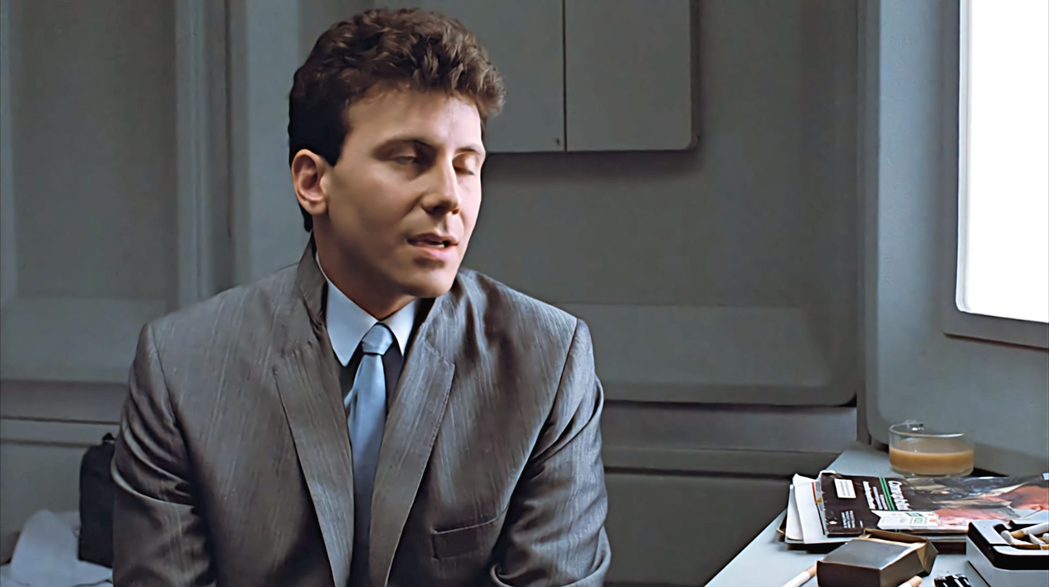 Aliens (1986) Review - Cinematic Diversions