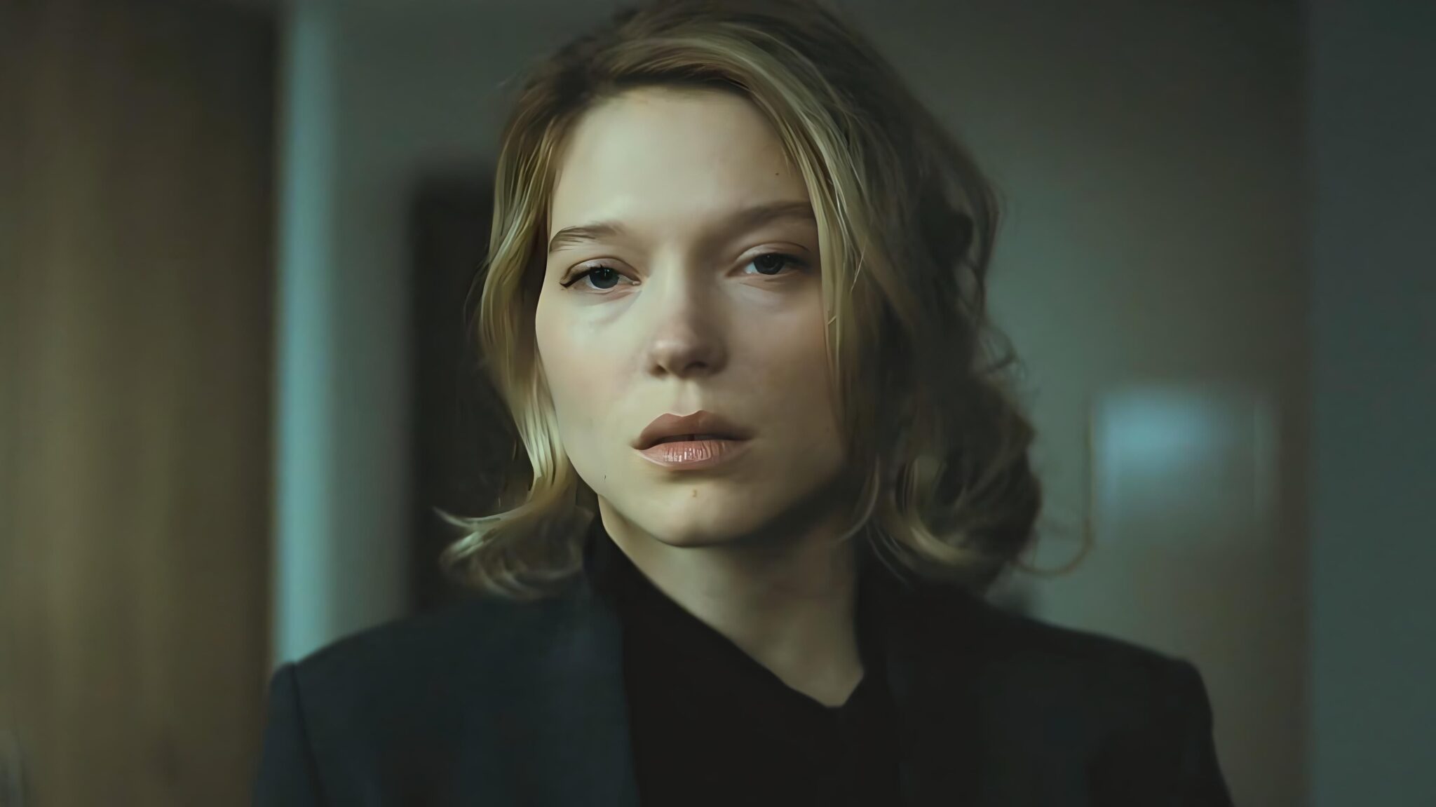 Spectre (2015) Review - Cinematic Diversions