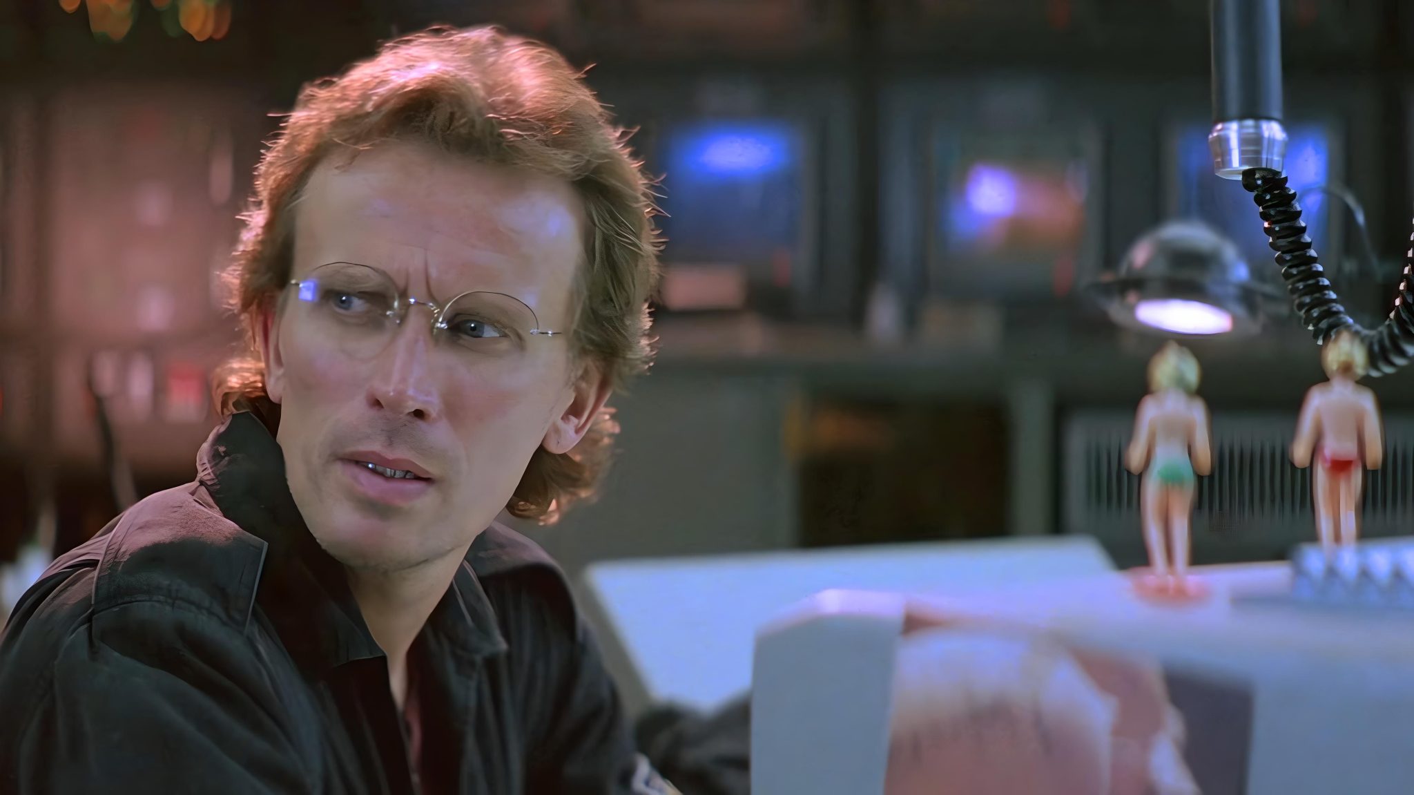 Leviathan (1989) Review - Cinematic Diversions
